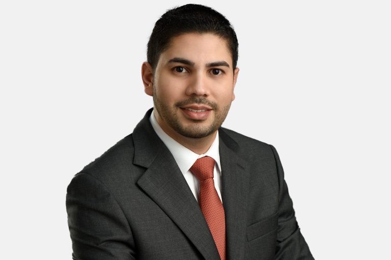 Dr. Luis Carlos González - Hospital MiniMed Panamá